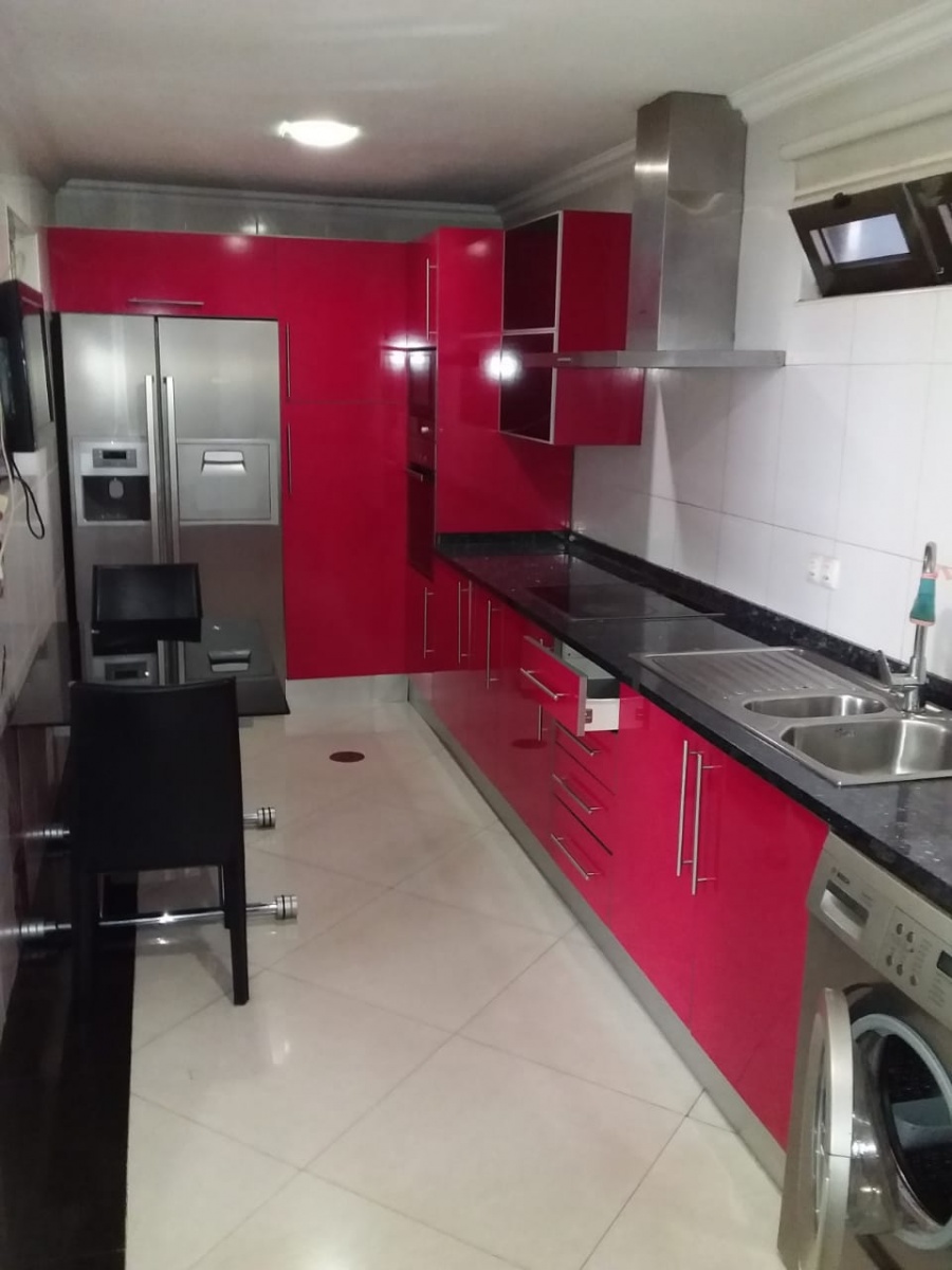 Apartamento T2 em Zimbo Tower (Av. de Portugal - Maculusso) - Angocasa