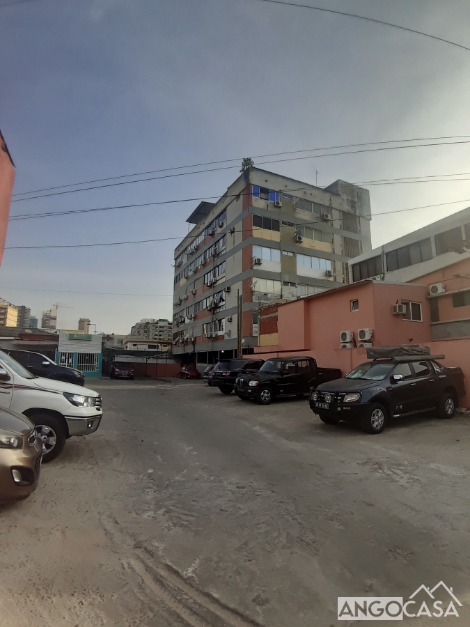 Apartamento T2 em Maianga, Rua 28 de Maio - Angocasa