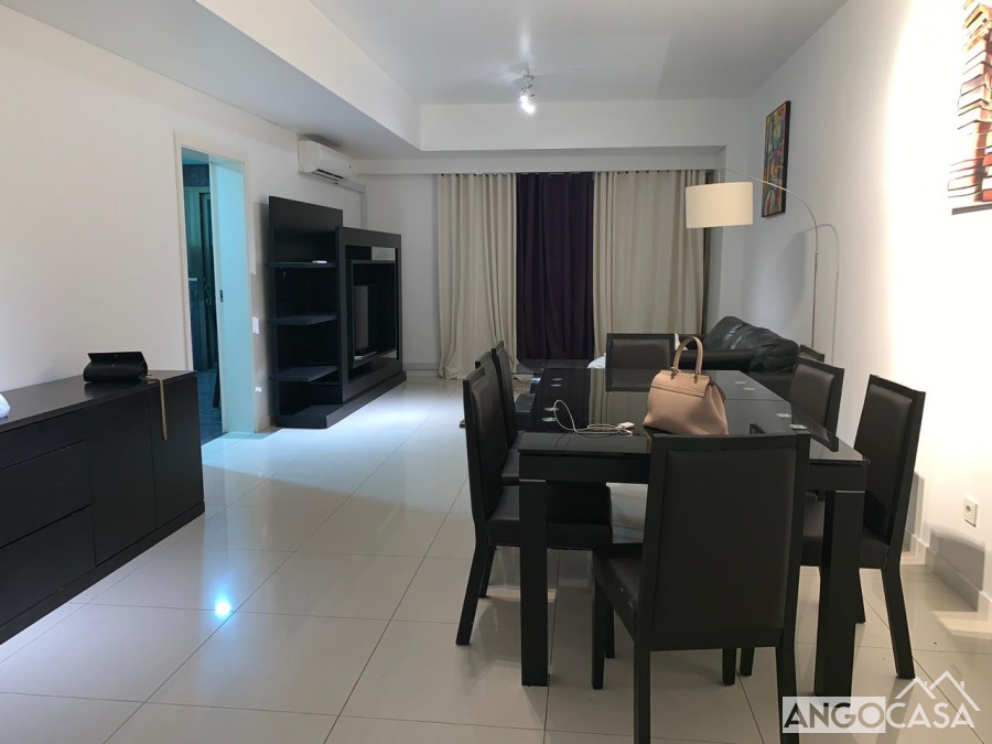 Apartamento T2 em Edifício Solar de Alvalade - Angocasa