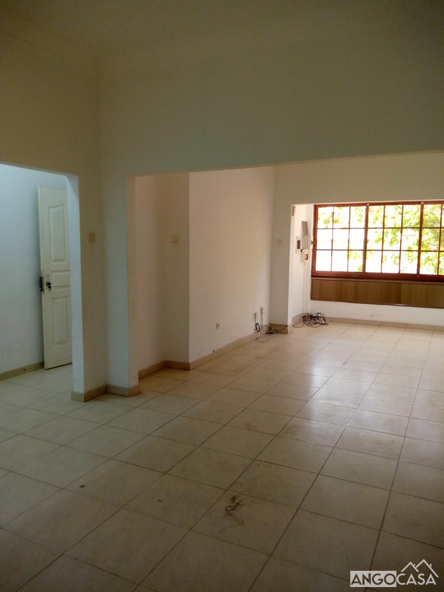 Apartamento T2 em Maianga, Rua do Colégio ABC - Angocasa