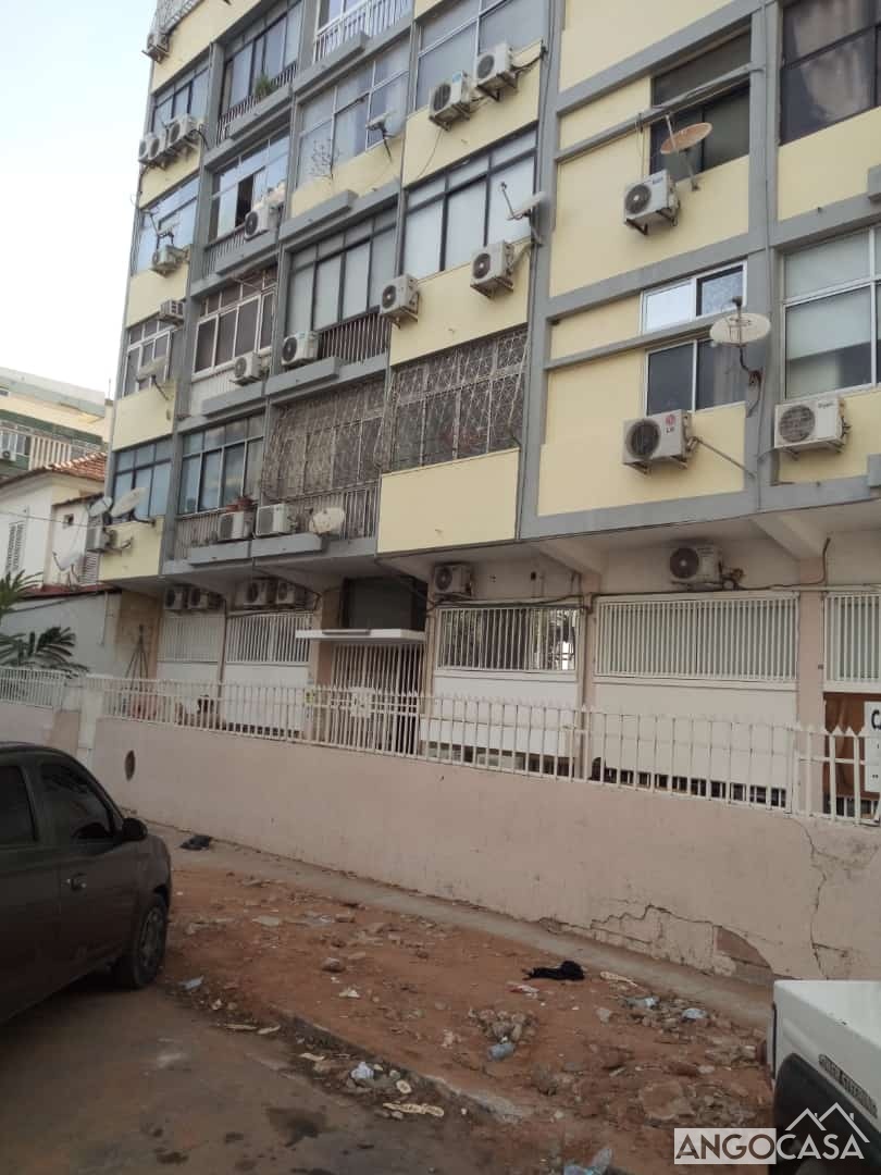 Apartamento T2 em Maianga, Rua António Barroso - Angocasa