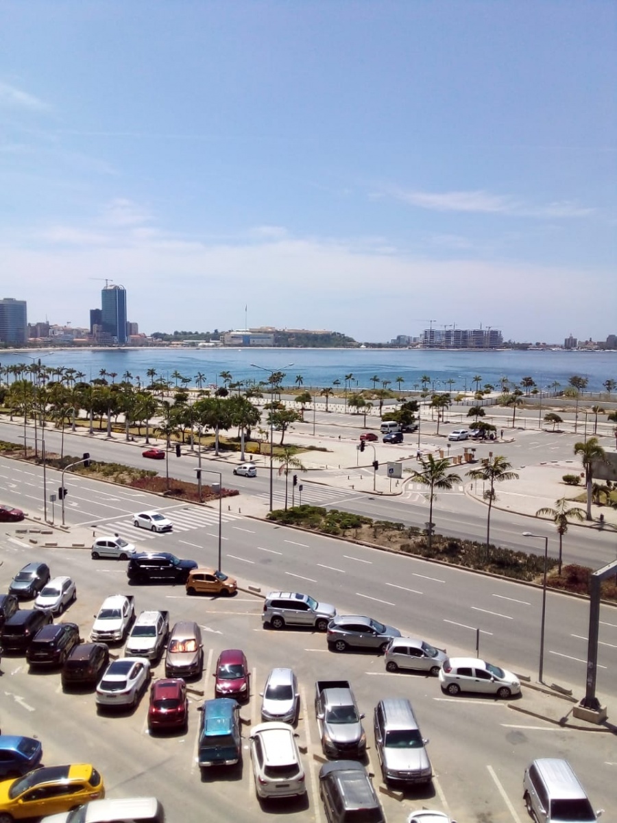 Apartamento T2 em Marginal de Luanda - Angocasa