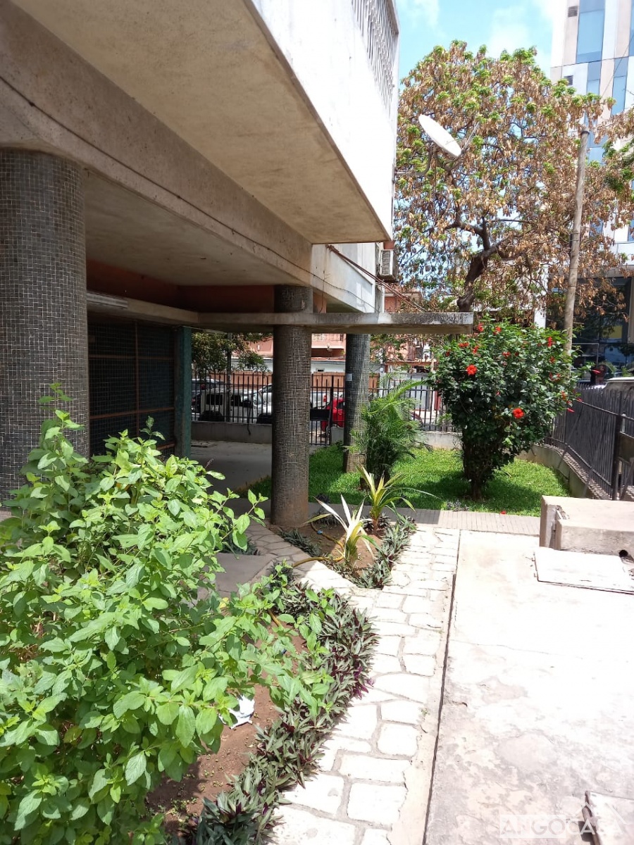 Apartamento T2 em Sagrada Família - Angocasa