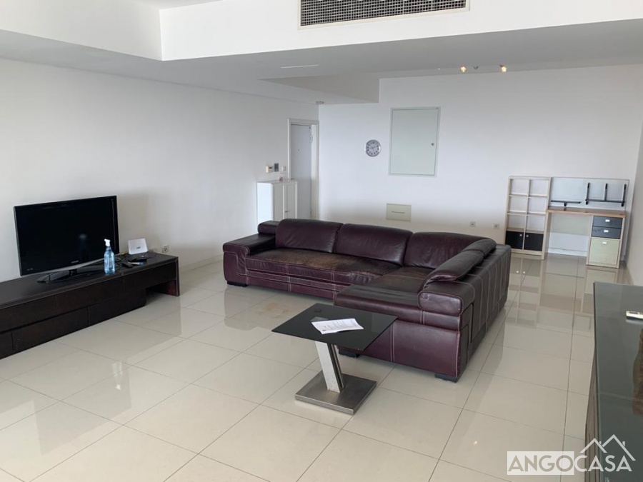 Apartamento T3 em Solar de Alvalade - Angocasa