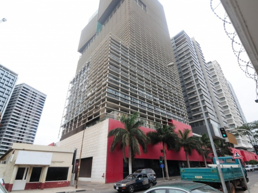 Apartamento T3 em Prédio do Escom - Angocasa