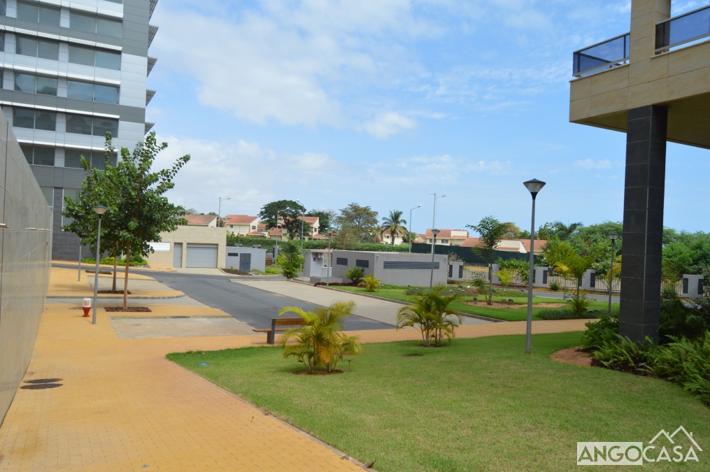 Apartamento T3 em Edifício Zimbo Tower - Angocasa
