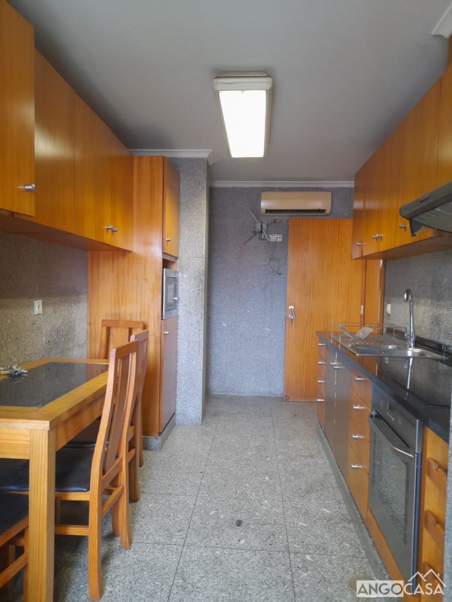 Apartamento T3 em Ingombota - Angocasa