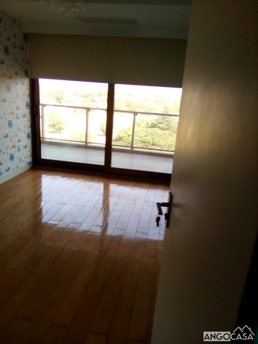 Apartamento T3 em Solar de Alvalade - Angocasa