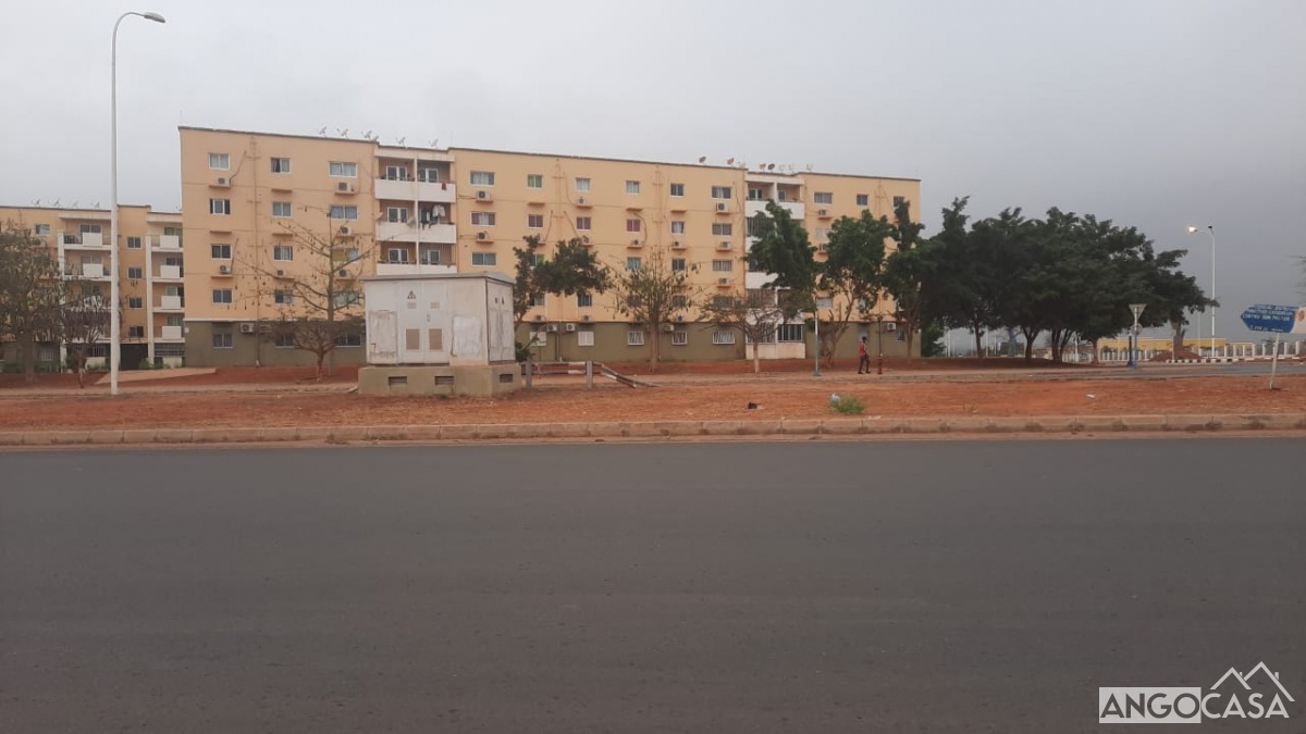 Apartamento T4 em Centralidade do Sequele - Angocasa