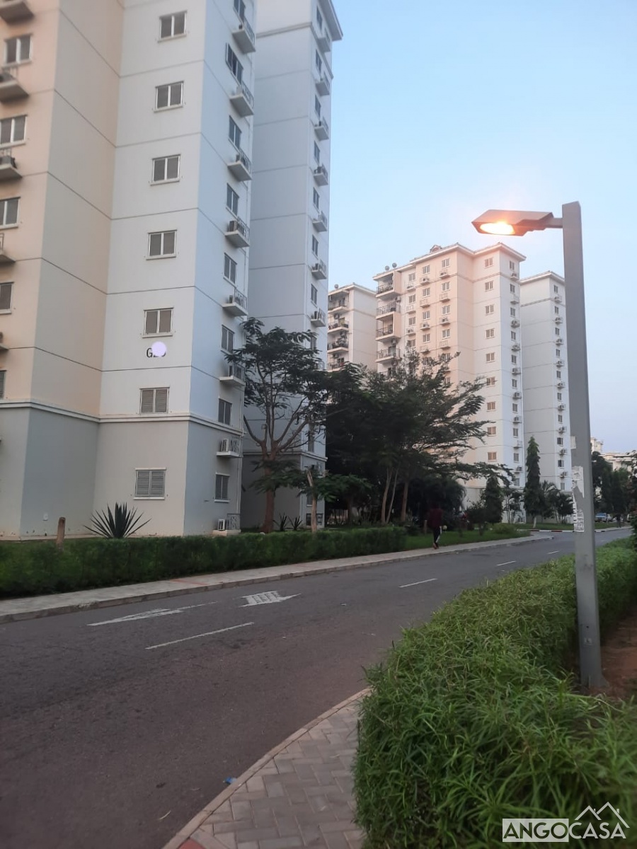 Apartamento T4 em Centralidade do Kilamba - Angocasa