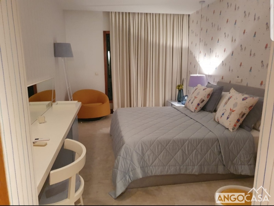 Apartamento T4 em Torre Escom (Kinaxixi) - Angocasa