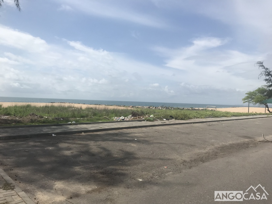 Terreno no Restinga (Lobito) - Angocasa