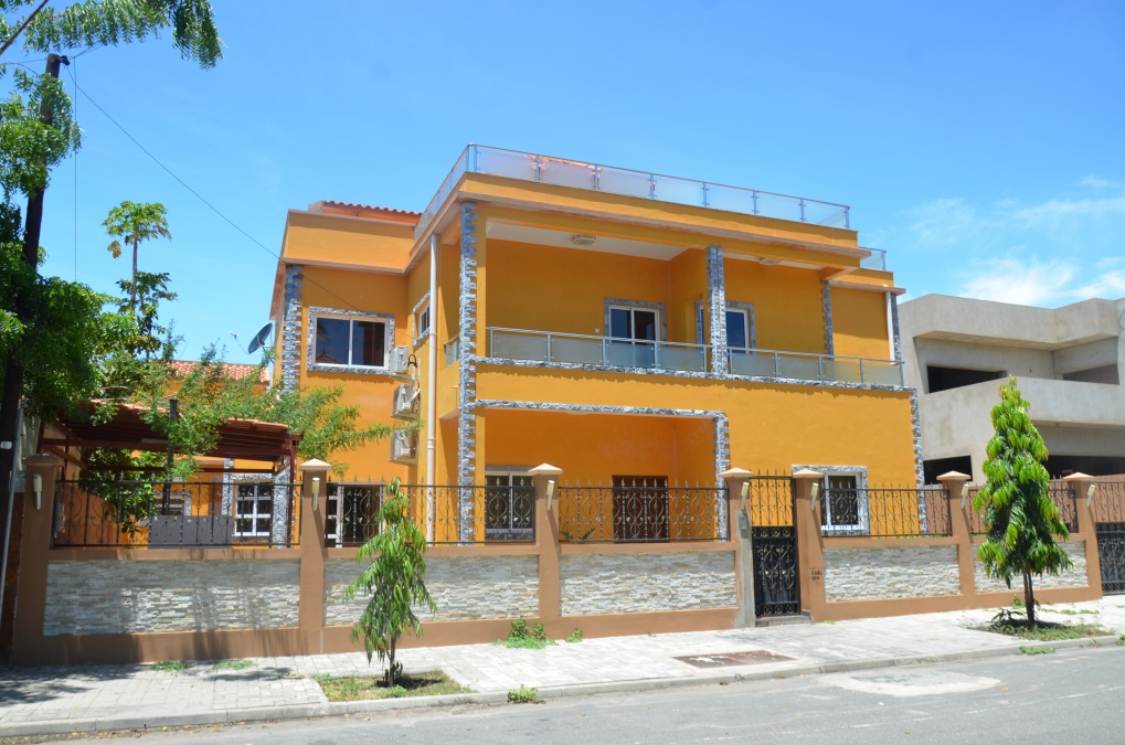 Vivenda V5 no Restinga (Lobito) - Angocasa