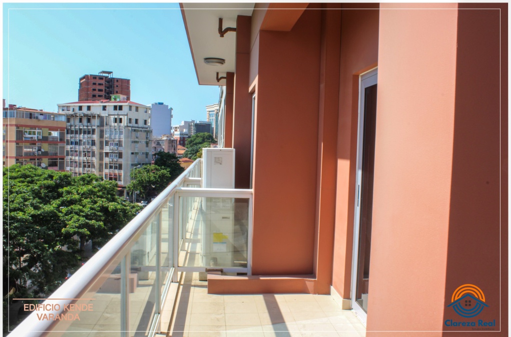 Escritório em Maianga - Angocasa