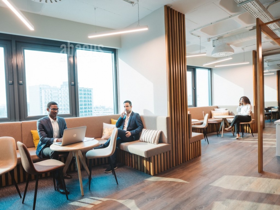 Escritório em Edifício Millennium (Ingombota) - Angocasa