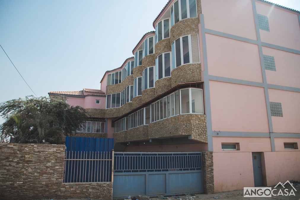 Guest House em Golfe 2 - Angocasa