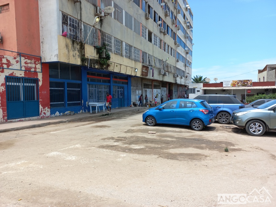 Loja em Bairro Prenda - Angocasa