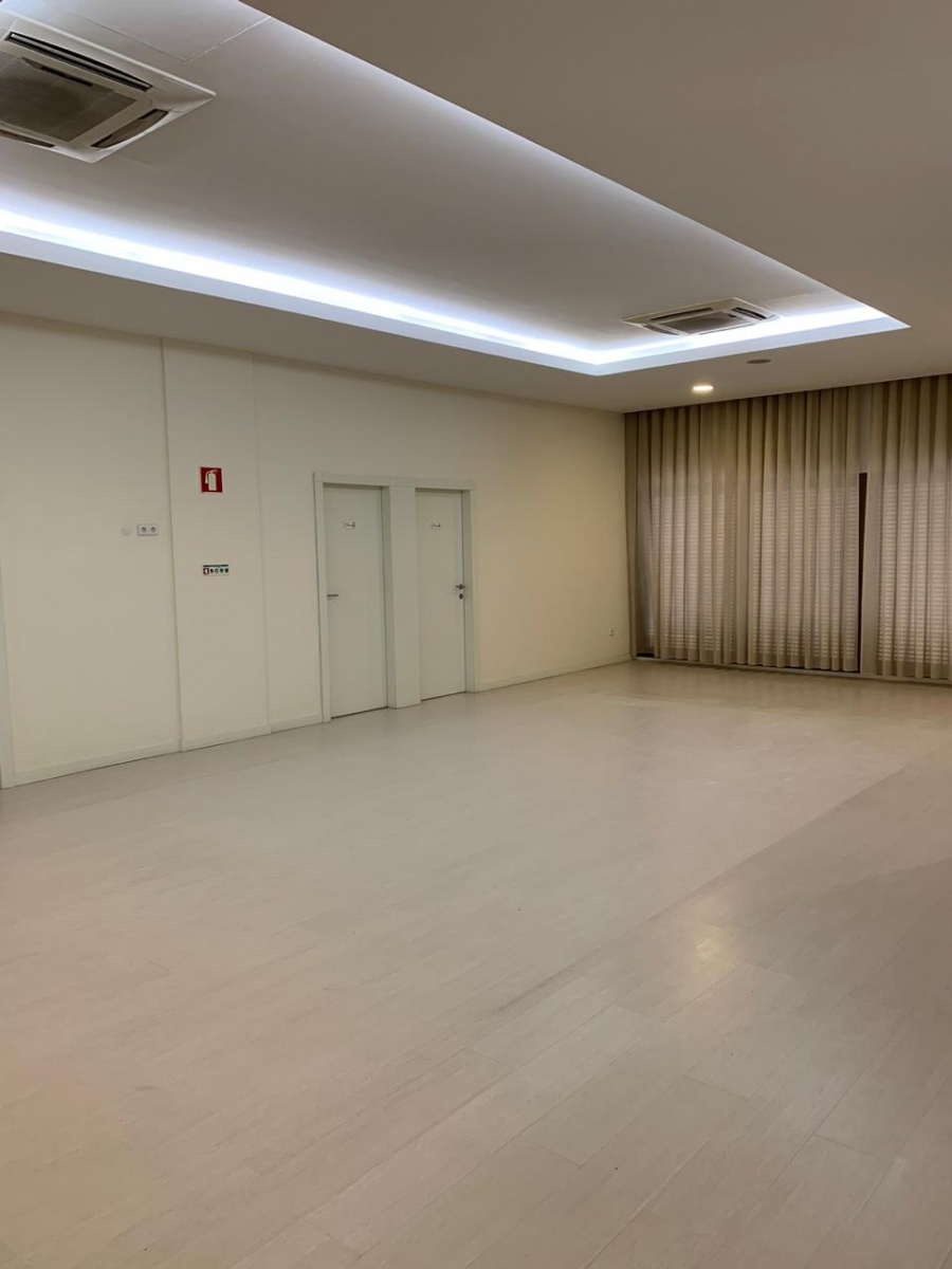 Loja em Solar de Alvalade (Alvalade) - Angocasa