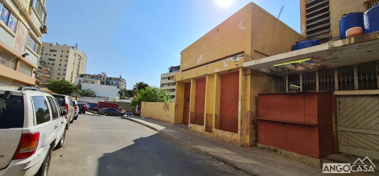 Loja em Ingombota - Angocasa