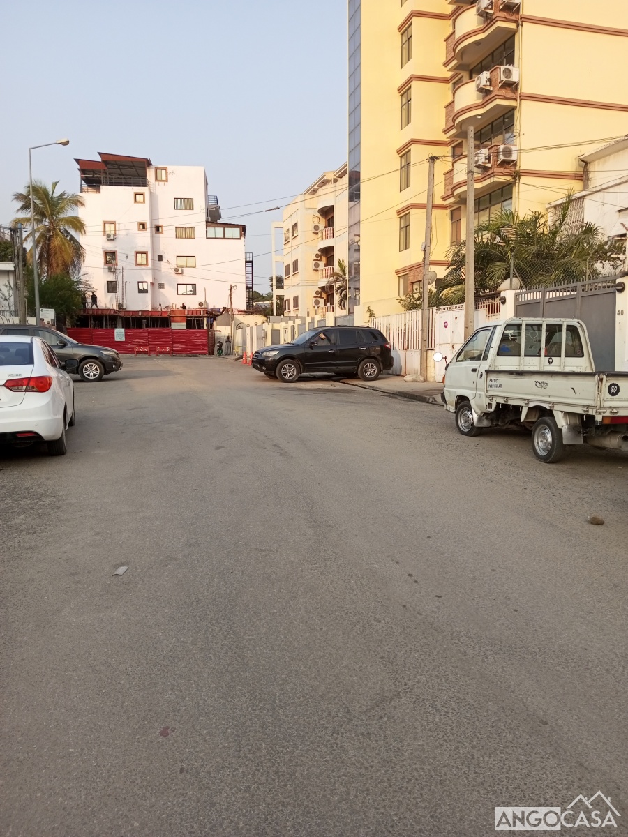 Vivenda V2 em Maianga - Angocasa