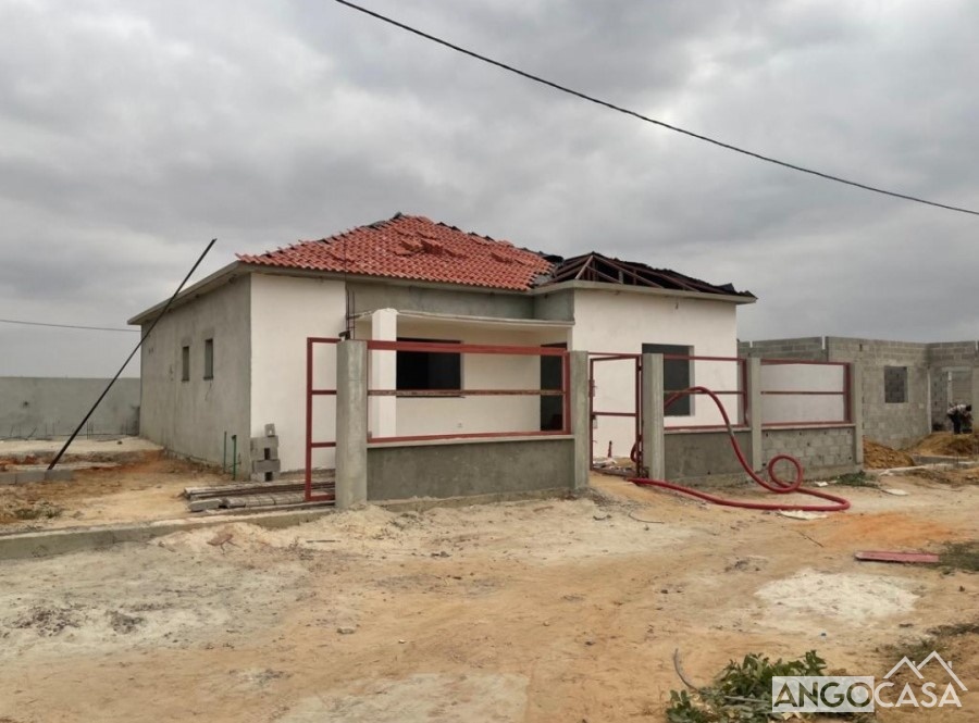 Vivenda V3 em Condomínio Infinity Gold - Angocasa