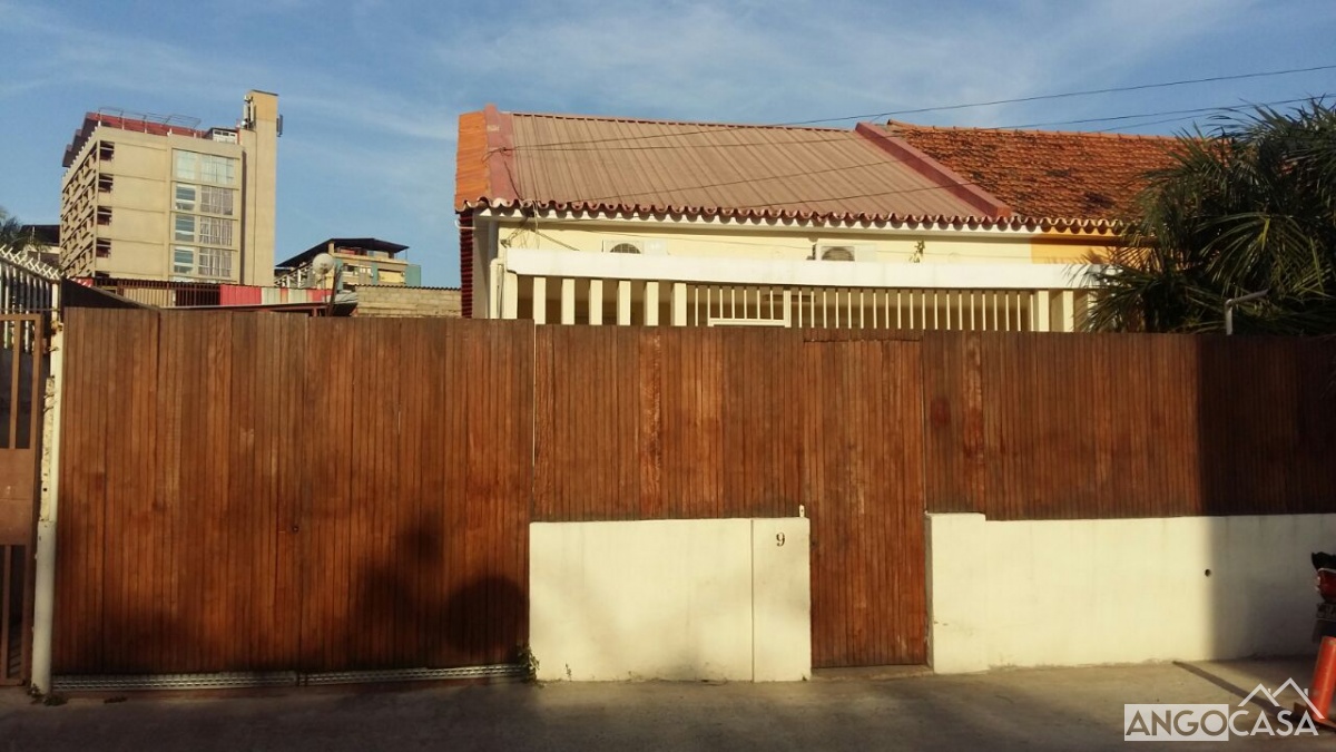 Vivenda V2 em Rua José Pereira do Nascimento (Maianga) - Angocasa