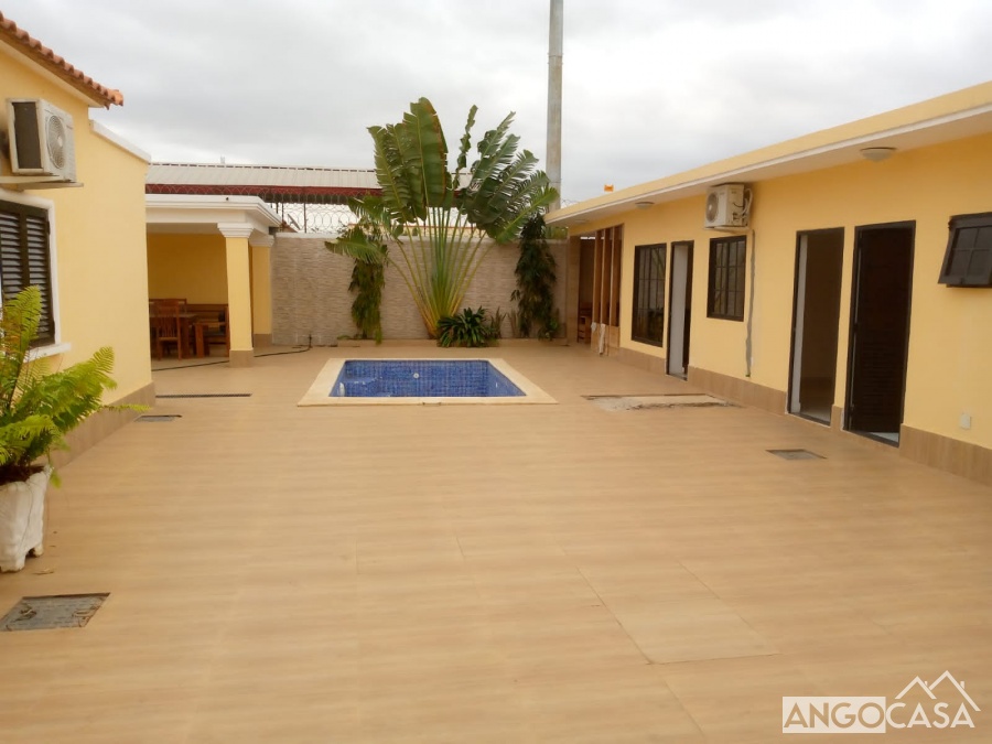 Vivenda V3 em Zango - Angocasa