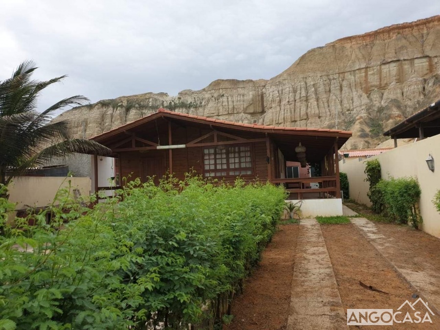 Vivenda V3 em Ramiro - Angocasa