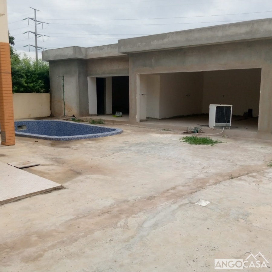 Vivenda V3 em Condomínio Vila Sol - Angocasa