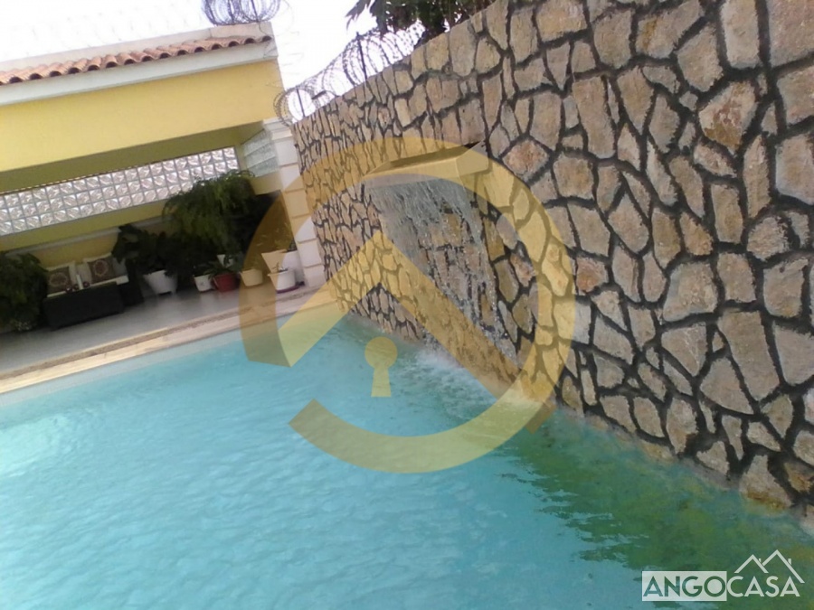 Vivenda V4 em Maianga (rua da Administração da Maianga) - Angocasa