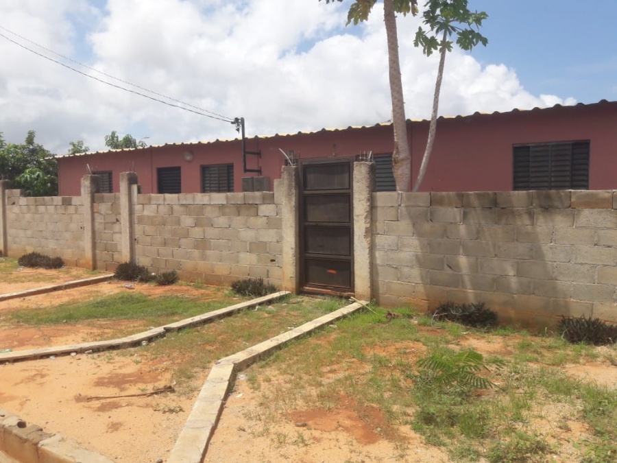 Vivenda V3 em Zango 4 - Angocasa