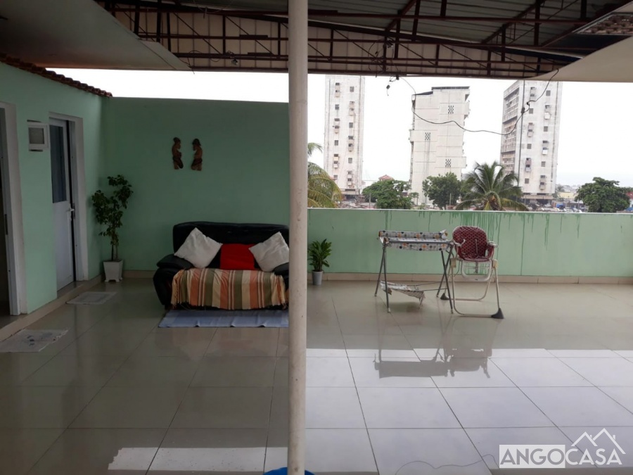 Vivenda V3 em Prenda Rua dos Funantes - Angocasa