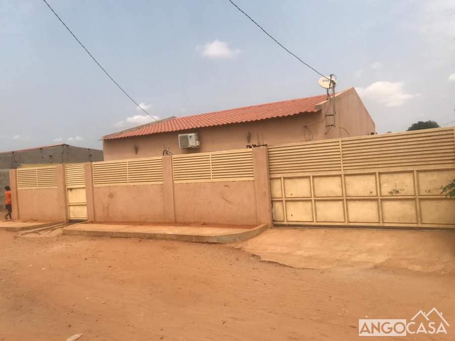 Vivenda V3 em Zango II - Angocasa