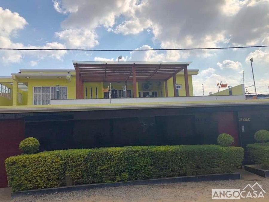 Vivenda V4 em Zango 0 - Angocasa