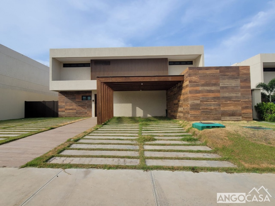 Vivenda V4 em Condomínio Malunga - Talatona - Angocasa