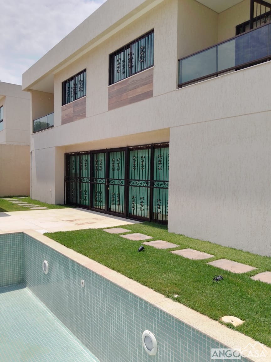 Vivenda V4 em Condomínio Malunga (Talatona) - Angocasa