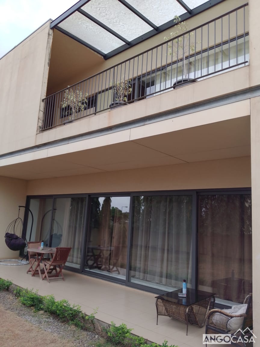 Vivenda V4 em Talatona - Angocasa