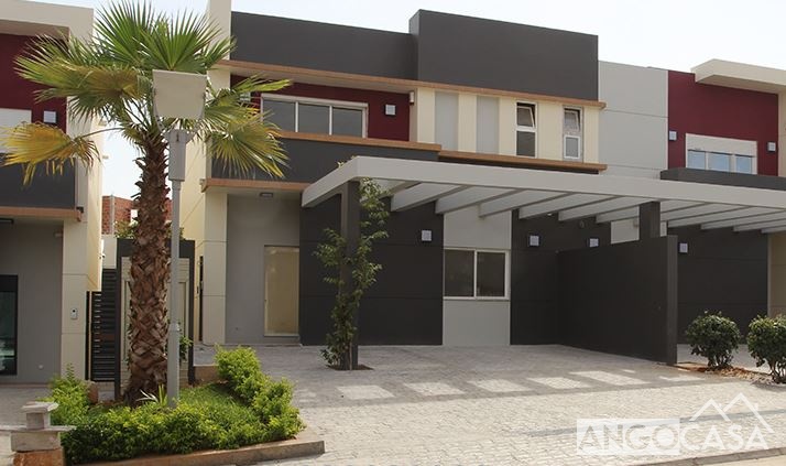Vivenda V4 em Condomínio Infinity Residence - Talatona - Angocasa