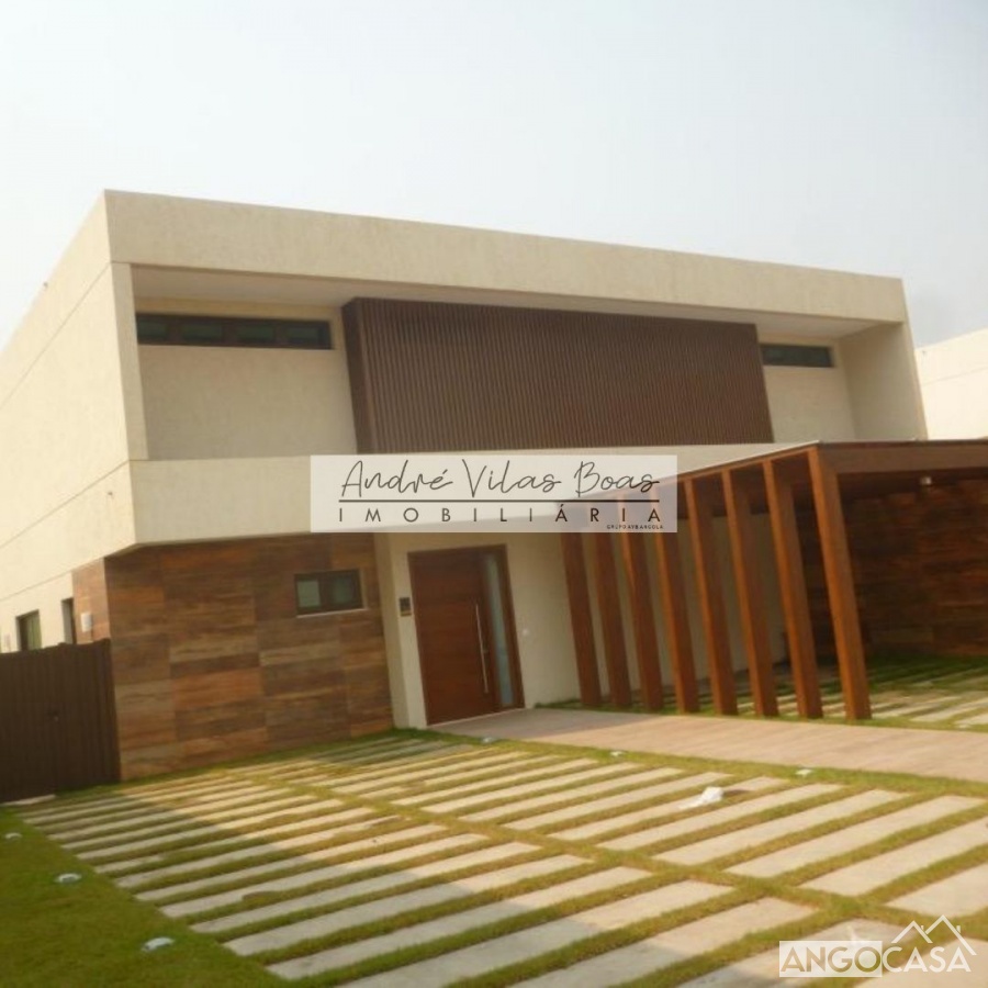 Vivenda V4 em Condomínio Malunga - Talatona - Angocasa