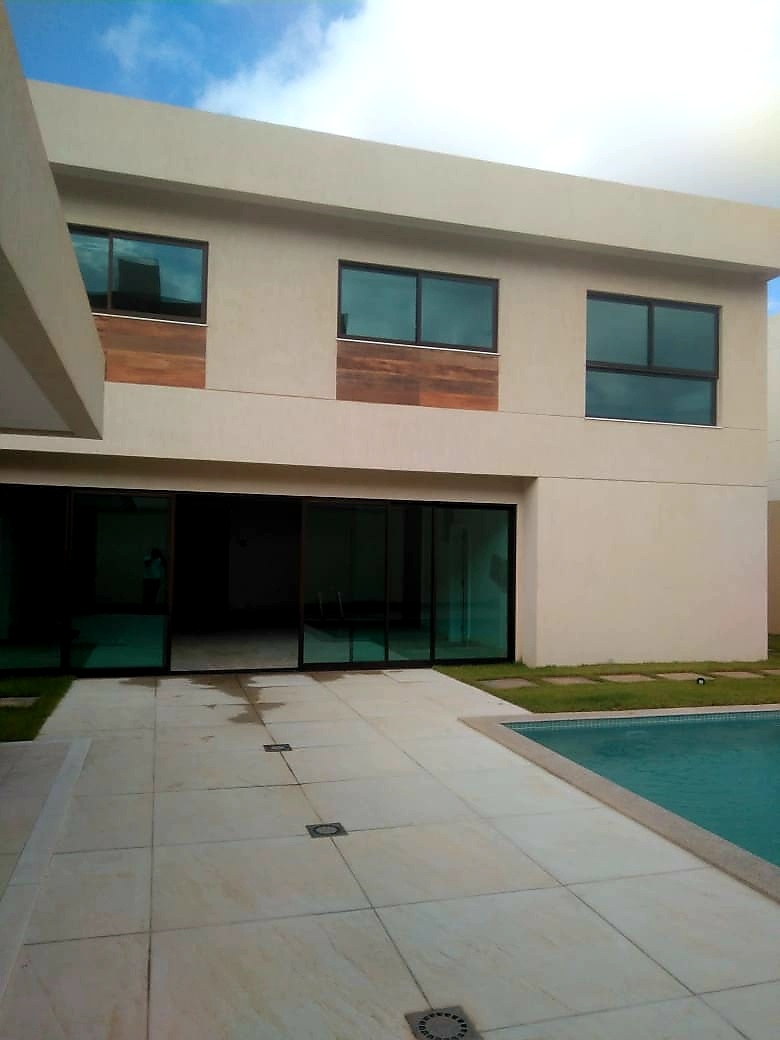 Vivenda V4 em Condominio Malunga (Talatona) - Angocasa