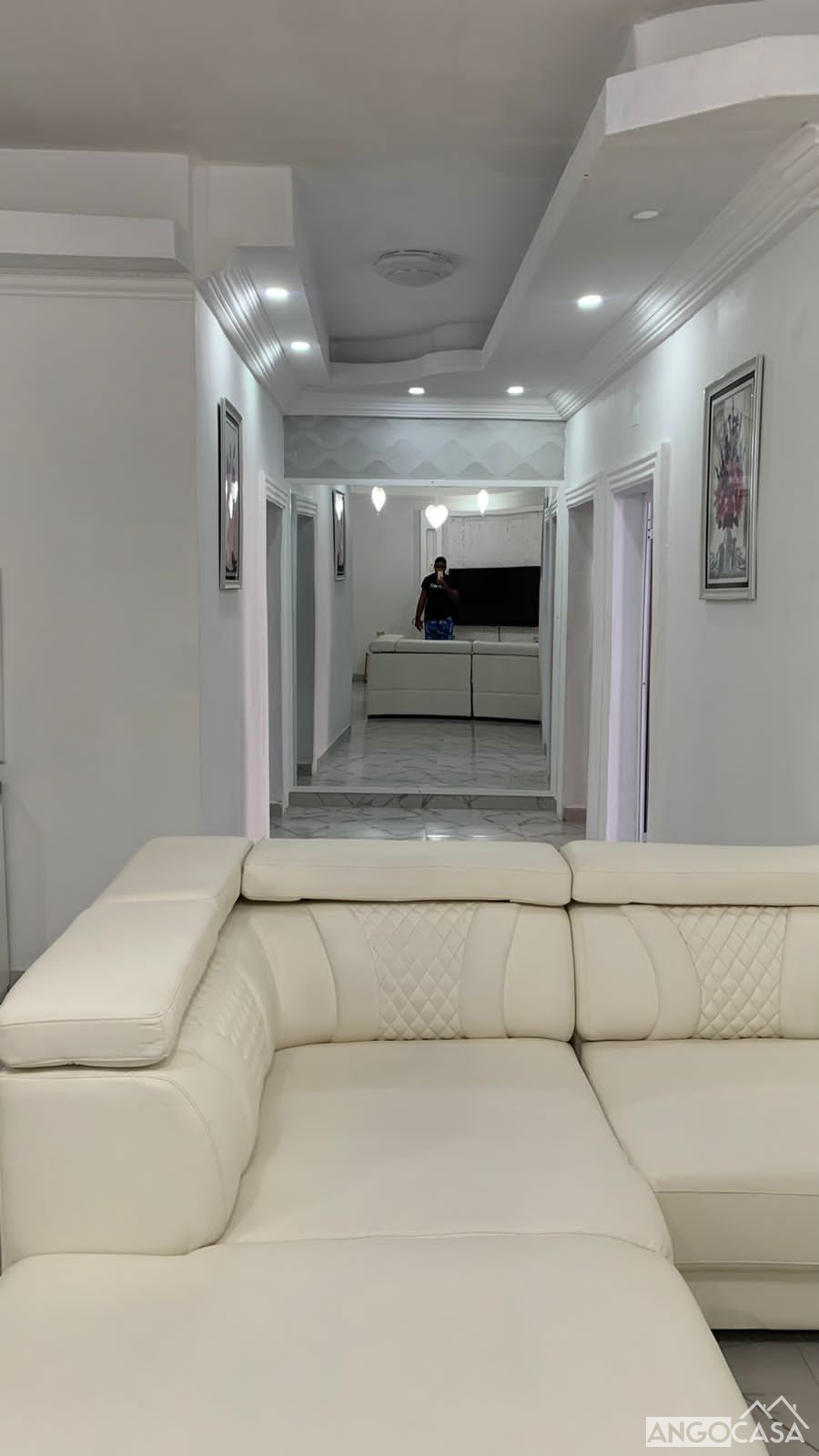 Vivenda V4 em Zango - Angocasa