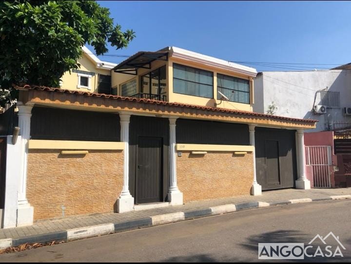 Vivenda V5 em Miramar - Angocasa