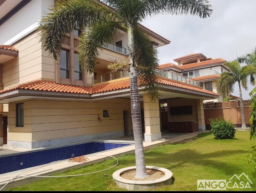 Vivenda V6 em Condomínio Bela Vista - Angocasa