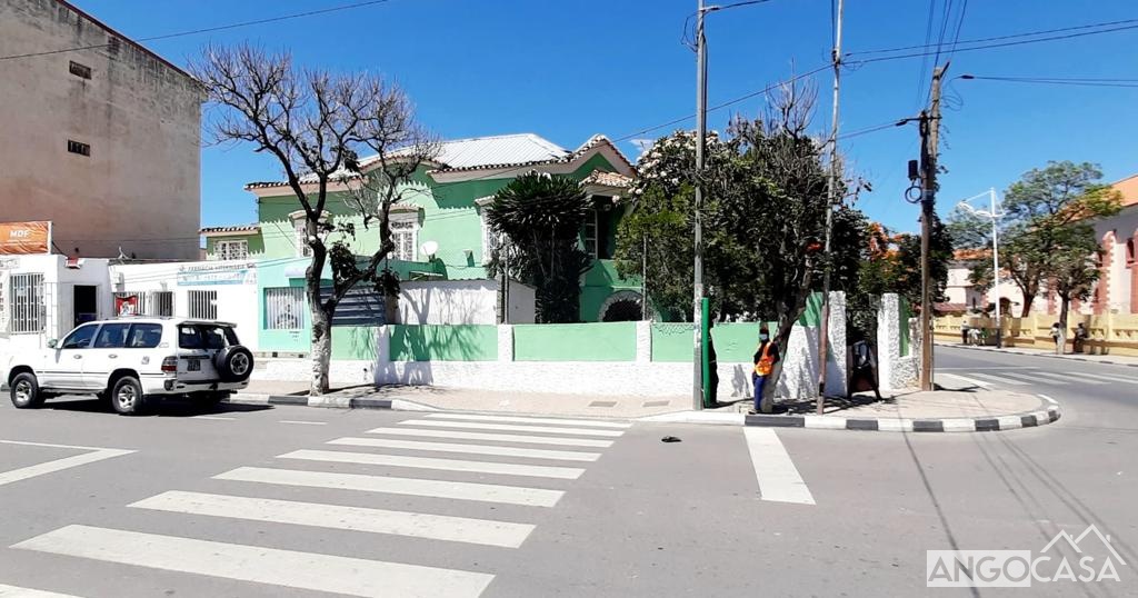 Vivenda V7 em Lubango - Angocasa