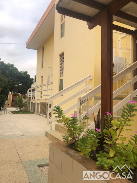 Vivenda V7 em Bairro Prenda - Angocasa